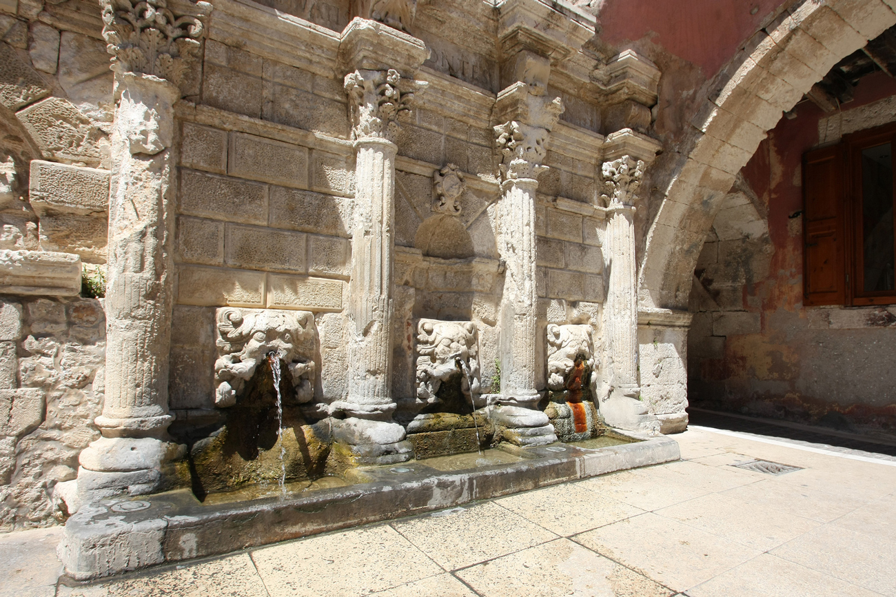 Rethymno Town highlights: Top things to see & do at Rethymno ...