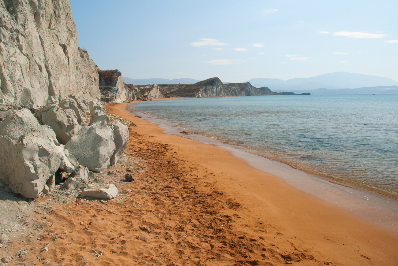 Xi: See ratings for Xi beach at Kefalonia | YourGreekIsland
